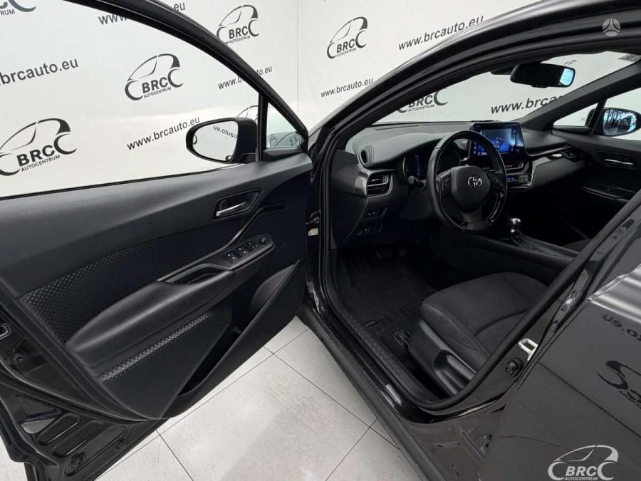 Черный Тойота C-HR 2017 в Вильнюс, объемом двигателя 1.80 л и пробегом 149 тыс. км за 17500 €, фото 20 на AUTOMOTO.COM.LV