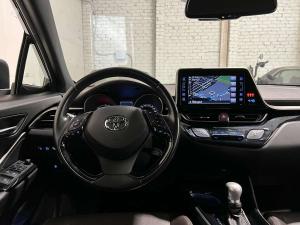 Черный Тойота C-HR 2017 в Клайпеда, объемом двигателя 1.80 л и пробегом 173 тыс. км за 14500 €, фото 18 на AUTOMOTO.COM.LV