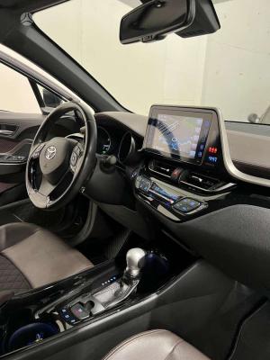 Черный Тойота C-HR 2017 в Клайпеда, объемом двигателя 1.80 л и пробегом 173 тыс. км за 14500 €, фото 21 на AUTOMOTO.COM.LV
