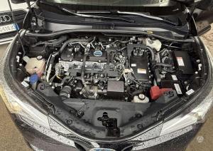 Черный Тойота C-HR 2017 в Вильнюс, объемом двигателя 1.80 л и пробегом 175 тыс. км за 16777 €, фото 7 на AUTOMOTO.COM.LV