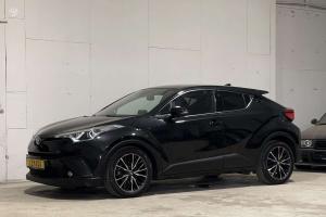 Черный Тойота C-HR 2017 в Клайпеда, объемом двигателя 1.80 л и пробегом 177 тыс. км за 16000 €, фото 14 на AUTOMOTO.COM.LV