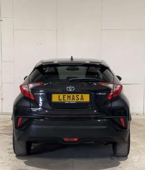 Черный Тойота C-HR 2017 в Клайпеда, объемом двигателя 1.80 л и пробегом 177 тыс. км за 16000 €, фото 29 на AUTOMOTO.COM.LV