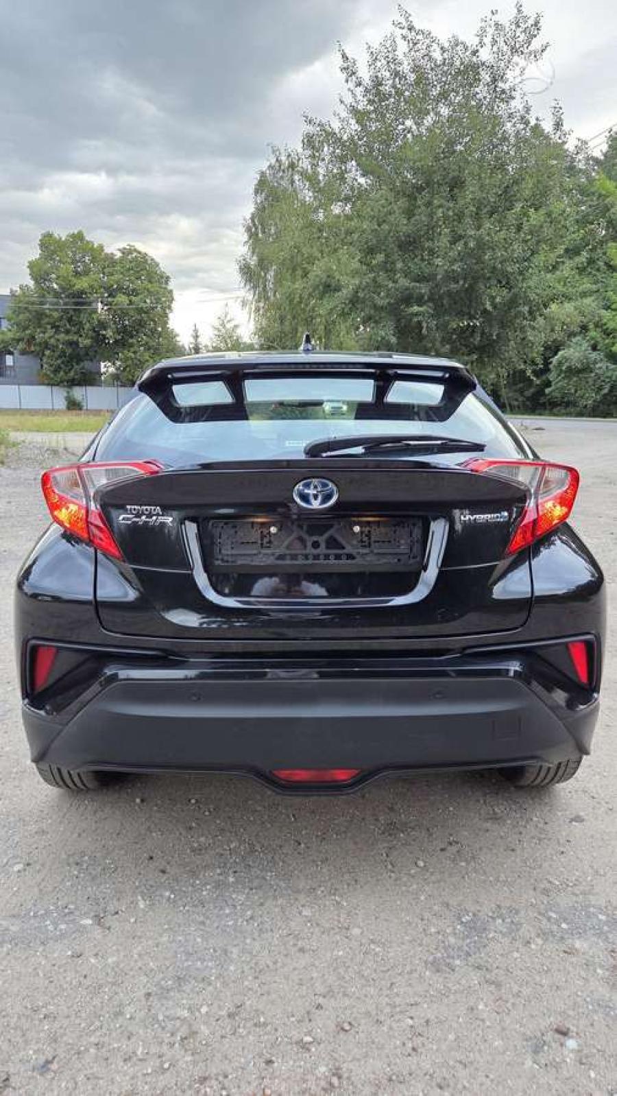 Melns Toyota C-HR 2017 Kauņa, ar dzinēja tilpumu 1.80 L un nobraukumu 134 tūkst. km par 14900 €, foto 11 vietnē AUTOMOTO.COM.LV