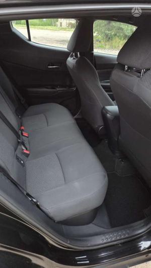Melns Toyota C-HR 2017 Kauņa, ar dzinēja tilpumu 1.80 L un nobraukumu 134 tūkst. km par 14900 €, foto 20 vietnē AUTOMOTO.COM.LV