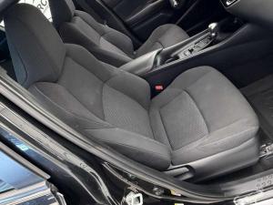 Melns Toyota C-HR 2017 Viļņa, ar dzinēja tilpumu 1.80 L un nobraukumu 149 tūkst. km par 15500 €, foto 7 vietnē AUTOMOTO.COM.LV