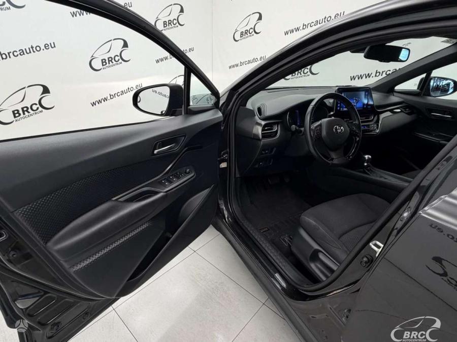 Melns Toyota C-HR 2017 Viļņa, ar dzinēja tilpumu 1.80 L un nobraukumu 149 tūkst. km par 15500 €, foto 20 vietnē AUTOMOTO.COM.LV