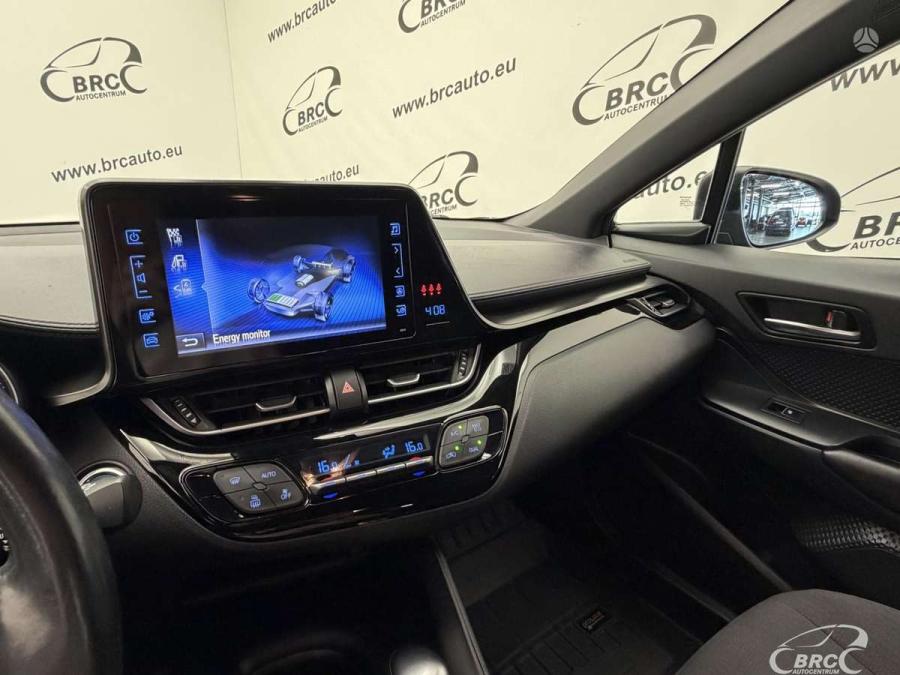 Melns Toyota C-HR 2017 Viļņa, ar dzinēja tilpumu 1.80 L un nobraukumu 149 tūkst. km par 15500 €, foto 27 vietnē AUTOMOTO.COM.LV