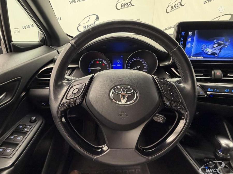 Melns Toyota C-HR 2017 Viļņa, ar dzinēja tilpumu 1.80 L un nobraukumu 149 tūkst. km par 15500 €, foto 29 vietnē AUTOMOTO.COM.LV