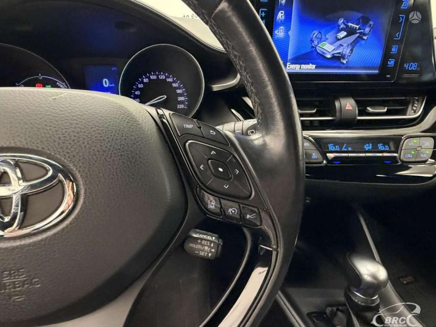 Melns Toyota C-HR 2017 Viļņa, ar dzinēja tilpumu 1.80 L un nobraukumu 149 tūkst. km par 15500 €, foto 30 vietnē AUTOMOTO.COM.LV