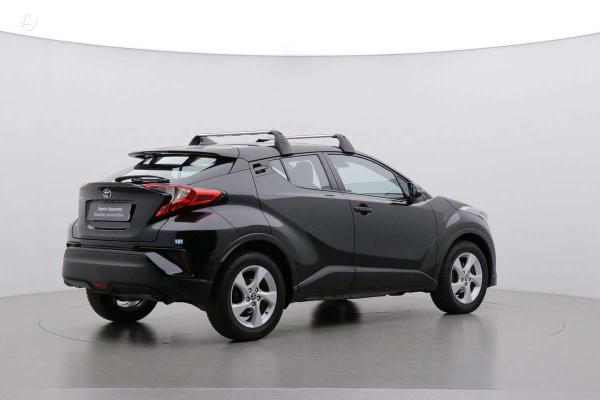 Черный Тойота C-HR 2017 в Вильнюс, объемом двигателя 1.20 л и пробегом 151 тыс. км за 13900 €, фото 4 на AUTOMOTO.COM.LV
