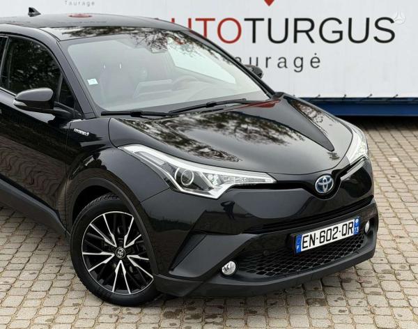 Черный Тойота C-HR 2017 в Таураге, объемом двигателя 1.80 л и пробегом 168 тыс. км за 14800 €, фото 7 на AUTOMOTO.COM.LV