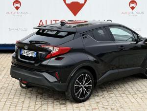 Black Toyota C-HR 2017 in Taurage, with an engine capacity of 1.80 L and mileage of 168 thousand km for 14800 €, photo 29 on AUTOMOTO.COM.LV