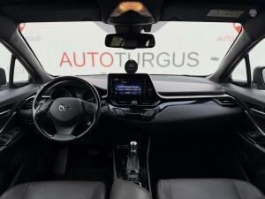Black Toyota C-HR 2017 in Taurage, with an engine capacity of 1.80 L and mileage of 168 thousand km for 14800 €, photo 46 on AUTOMOTO.COM.LV