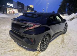 Melns Toyota C-HR 2018 Utena, ar dzinēja tilpumu 1.80 L un nobraukumu 123 tūkst. km par 15400 €, foto 4 vietnē AUTOMOTO.COM.LV