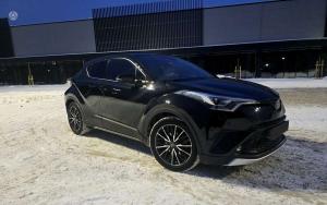 Melns Toyota C-HR 2018 Utena, ar dzinēja tilpumu 1.80 L un nobraukumu 123 tūkst. km par 15400 €, foto 31 vietnē AUTOMOTO.COM.LV
