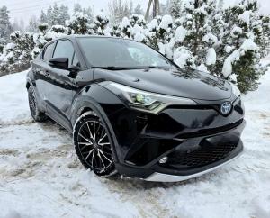 Melns Toyota C-HR 2018 Utena, ar dzinēja tilpumu 1.80 L un nobraukumu 123 tūkst. km par 15700 €, foto  vietnē AUTOMOTO.COM.LV