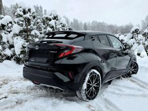 Melns Toyota C-HR 2018 Utena, ar dzinēja tilpumu 1.80 L un nobraukumu 123 tūkst. km par 15700 €, foto 3 vietnē AUTOMOTO.COM.LV