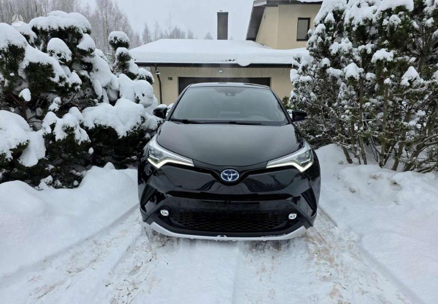 Melns Toyota C-HR 2018 Utena, ar dzinēja tilpumu 1.80 L un nobraukumu 123 tūkst. km par 15700 €, foto 5 vietnē AUTOMOTO.COM.LV