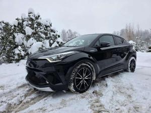 Melns Toyota C-HR 2018 Utena, ar dzinēja tilpumu 1.80 L un nobraukumu 123 tūkst. km par 15700 €, foto 29 vietnē AUTOMOTO.COM.LV