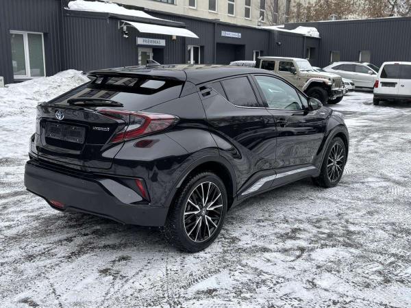 Черный Тойота C-HR 2018 в Вильнюс, объемом двигателя 1.80 л и пробегом 160 тыс. км за 16999 €, фото 5 на AUTOMOTO.COM.LV