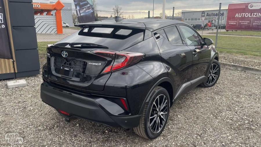 Melns Toyota C-HR 2018 Marijampole, ar dzinēja tilpumu 1.80 L un nobraukumu 129 tūkst. km par 16700 €, foto 7 vietnē AUTOMOTO.COM.LV