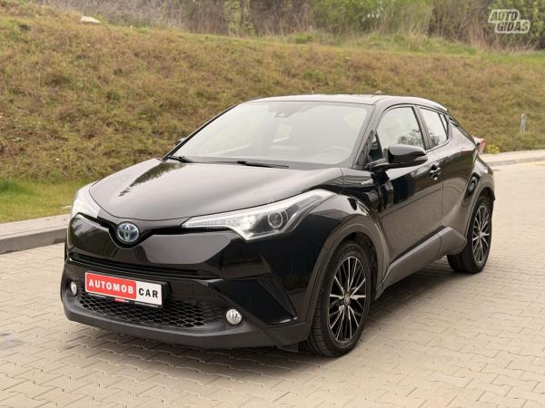 Черный Тойота C-HR 2018 в Вильнюс, объемом двигателя 1.80 л и пробегом 122 тыс. км за 16350 €, фото 1 на AUTOMOTO.COM.LV