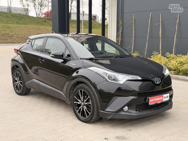 Черный Тойота C-HR 2018 в Вильнюс, объемом двигателя 1.80 л и пробегом 122 тыс. км за 16350 €, фото 3 на AUTOMOTO.COM.LV