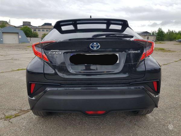 Melns Toyota C-HR 2018 Šauļi, ar dzinēja tilpumu 1.80 L un nobraukumu 117 tūkst. km par 17900 €, foto 6 vietnē AUTOMOTO.COM.LV