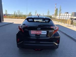 Черный Тойота C-HR 2018 в Вильнюс, объемом двигателя 1.80 л и пробегом 83 тыс. км за 17450 €, фото 6 на AUTOMOTO.COM.LV
