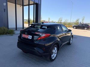 Черный Тойота C-HR 2018 в Вильнюс, объемом двигателя 1.80 л и пробегом 83 тыс. км за 17450 €, фото 7 на AUTOMOTO.COM.LV