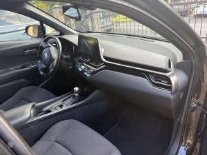 Черный Тойота C-HR 2018 в Вильнюс, объемом двигателя 1.20 л и пробегом 198 тыс. км за 9250 €, фото 6 на AUTOMOTO.COM.LV