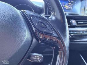 Melns Toyota C-HR 2018 Viļņa, ar dzinēja tilpumu 1.80 L un nobraukumu 83 tūkst. km par 17450 €, foto 29 vietnē AUTOMOTO.COM.LV
