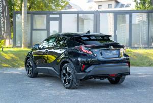 Melns Toyota C-HR 2018 Viļņa, ar dzinēja tilpumu 1.80 L un nobraukumu 183 tūkst. km par 14900 €, foto 12 vietnē AUTOMOTO.COM.LV