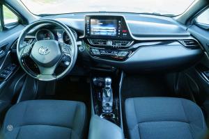 Melns Toyota C-HR 2018 Viļņa, ar dzinēja tilpumu 1.80 L un nobraukumu 183 tūkst. km par 14900 €, foto 24 vietnē AUTOMOTO.COM.LV