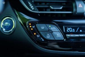 Melns Toyota C-HR 2018 Viļņa, ar dzinēja tilpumu 1.80 L un nobraukumu 183 tūkst. km par 14900 €, foto 30 vietnē AUTOMOTO.COM.LV