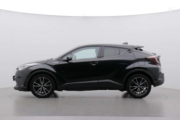 Melns Toyota C-HR 2018 Viļņa, ar dzinēja tilpumu 1.80 L un nobraukumu 123 tūkst. km par 19900 €, foto 4 vietnē AUTOMOTO.COM.LV