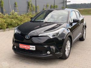 Melns Toyota C-HR 2018 Viļņa, ar dzinēja tilpumu 1.80 L un nobraukumu 83 tūkst. km par 16950 €, foto 3 vietnē AUTOMOTO.COM.LV