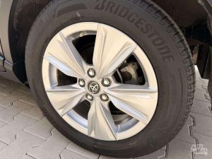 Melns Toyota C-HR 2018 Viļņa, ar dzinēja tilpumu 1.80 L un nobraukumu 83 tūkst. km par 16950 €, foto 15 vietnē AUTOMOTO.COM.LV
