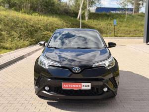 Black Toyota C-HR 2018 in Vilnius, with an engine capacity of 1.80 L and mileage of 132 thousand km for 17350 €, photo 3 on AUTOMOTO.COM.LV