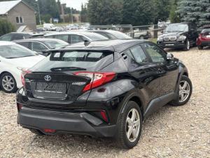 Melns Toyota C-HR 2018 Utena, ar dzinēja tilpumu 1.80 L un nobraukumu 230 tūkst. km par 12590 €, foto 3 vietnē AUTOMOTO.COM.LV