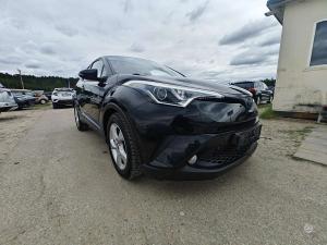 Черный Тойота C-HR 2018 в Вильнюс, объемом двигателя 1.80 л и пробегом 150 тыс. км за 14500 €, фото 3 на AUTOMOTO.COM.LV