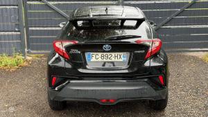 Black Toyota C-HR 2018 in Jonava, with an engine capacity of 1.80 L and mileage of 290 thousand km for 8700 €, photo 3 on AUTOMOTO.COM.LV