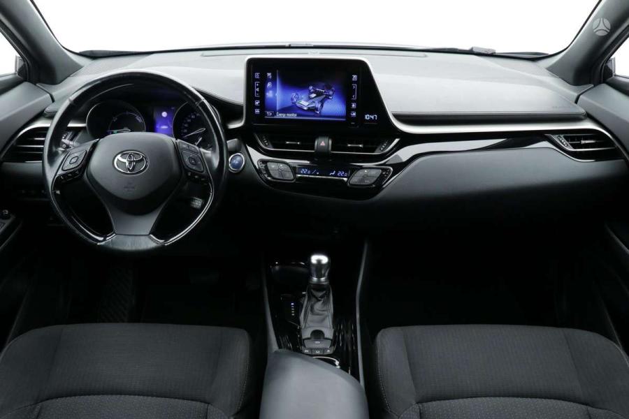 Черный Тойота C-HR 2018 в Вильнюс, объемом двигателя 1.80 л и пробегом 144 тыс. км за 19900 €, фото 8 на AUTOMOTO.COM.LV
