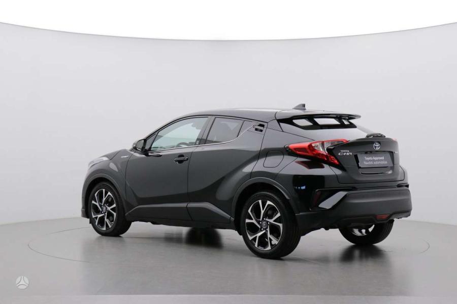 Черный Тойота C-HR 2018 в Вильнюс, объемом двигателя 1.80 л и пробегом 144 тыс. км за 19900 €, фото 19 на AUTOMOTO.COM.LV