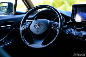 Черный Тойота C-HR 2018 в Кретинга, объемом двигателя 1.80 л и пробегом 223 тыс. км за 14650 €, фото 13 на AUTOMOTO.COM.LV