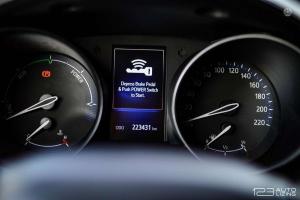 Черный Тойота C-HR 2018 в Кретинга, объемом двигателя 1.80 л и пробегом 223 тыс. км за 14650 €, фото 29 на AUTOMOTO.COM.LV