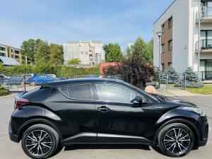 Melns Toyota C-HR 2018 Kauņa, ar dzinēja tilpumu 1.80 L un nobraukumu 179 tūkst. km par 16200 €, foto 8 vietnē AUTOMOTO.COM.LV