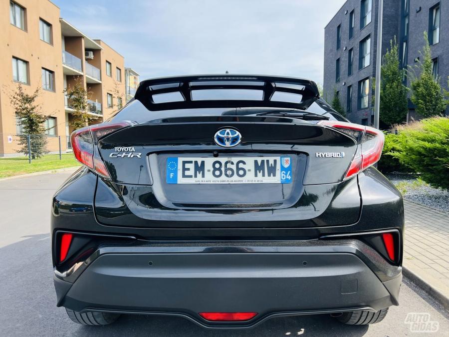 Melns Toyota C-HR 2018 Kauņa, ar dzinēja tilpumu 1.80 L un nobraukumu 179 tūkst. km par 16200 €, foto 13 vietnē AUTOMOTO.COM.LV