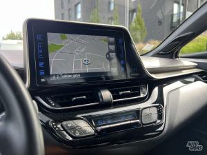Melns Toyota C-HR 2018 Kauņa, ar dzinēja tilpumu 1.80 L un nobraukumu 179 tūkst. km par 16200 €, foto 32 vietnē AUTOMOTO.COM.LV