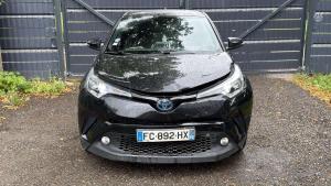 Черный Тойота C-HR 2018 в Ионава, объемом двигателя 1.80 л и пробегом 290 тыс. км за 9350 €, фото 3 на AUTOMOTO.COM.LV